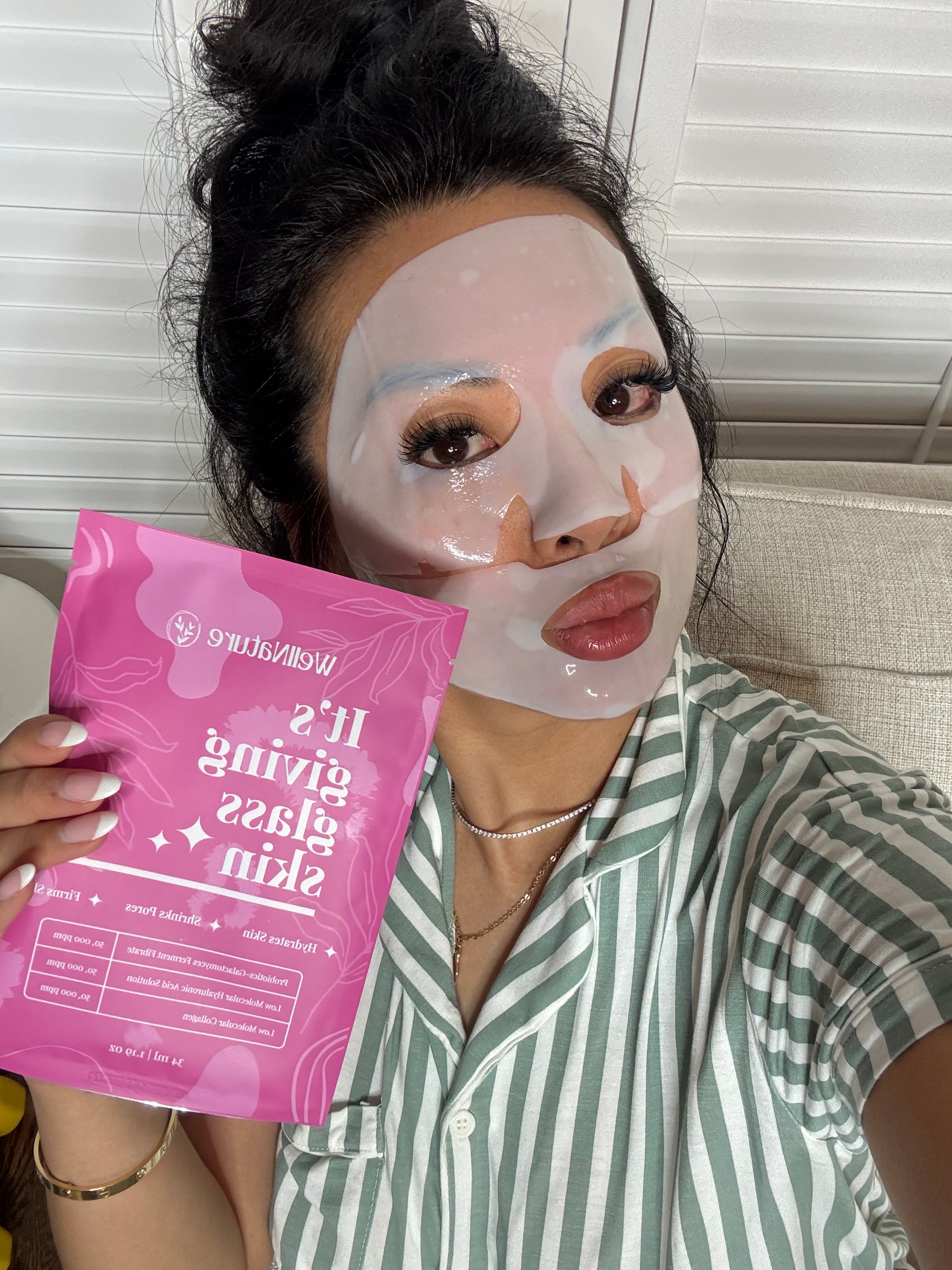 WellNature: Transform Your Skin with Our Overnight Collagen Face Mask